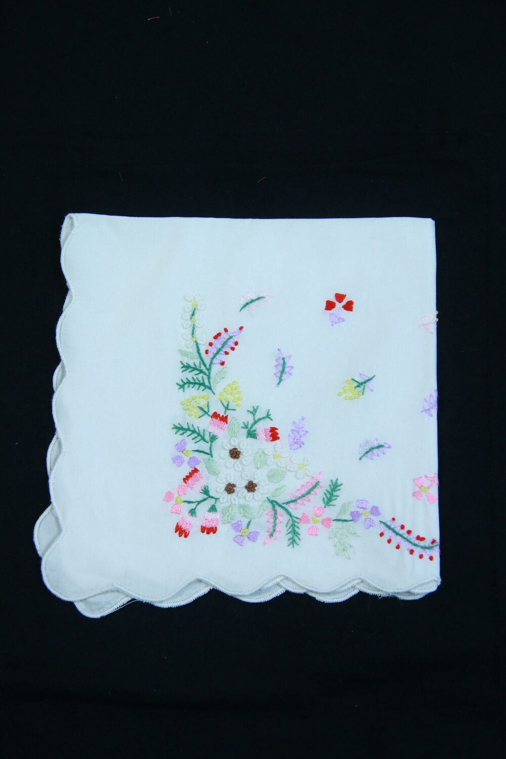 Brilliant Flowers Hand Embroidered Napkins - K - Embroidery